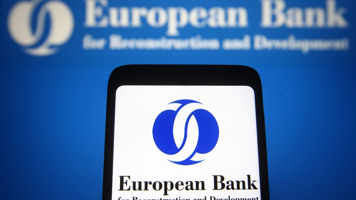 ЄБРР продовжить інвестувати в Україну 1 5 мільярда євро на рік до кінця війни — Finance Ua